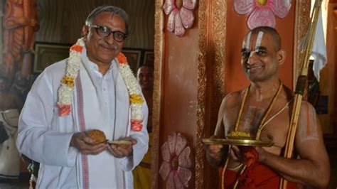 Brundavan Sri Sankarshan Kund Inauguration Smn Vineeth Narayan Ji Invites Hh And Devotees