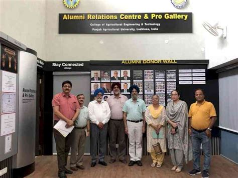 Vcs Visit To Alumni Relations Centre