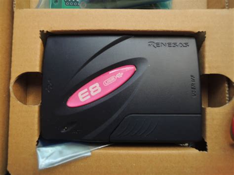 【未使用に近い】【新品同様】renesasルネサス E8 Usb エミュレータ 同梱 Mcu Starter Kitの落札情報詳細
