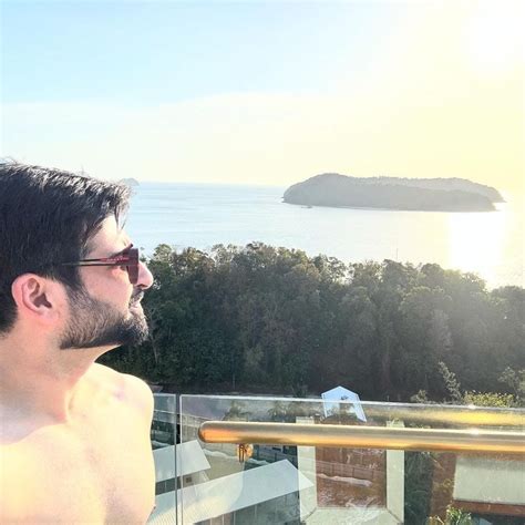 See Photos Aiman Khan And Muneeb Butt Beautiful Pictures From Langkawi Island
