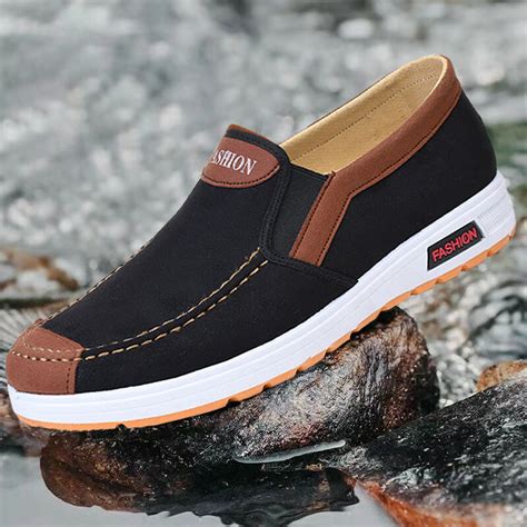 Zishop สินค้าใหม่ 🆕 รองเท้าแฟชั่นรองเท้าลำลองรองเท้าผู้ชายรองเท้าแบบสวมไม่มีเชือกผูกรองเท้า พื้น