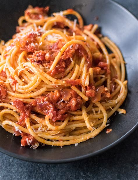 Bucatini Allamatriciana Carolyns Cooking