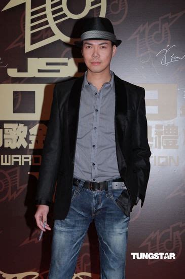 图文：09十大劲歌金曲颁奖礼 谢天华帅气登场影音娱乐新浪网