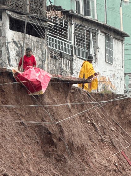 Evacuan En Acapulco A 300 Personas De Conjunto Habitacional Por Riesgo