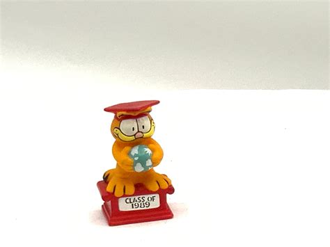 Gorgeous Vintage Garfield Class Of 1989 Cat Orange Etsy