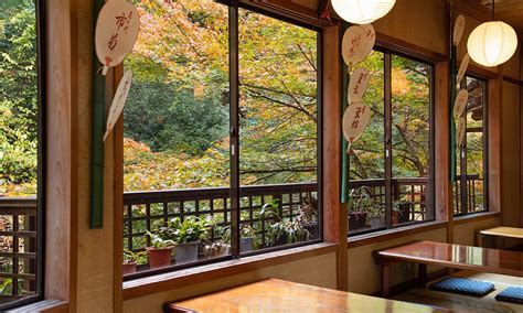 囲炉裏・ひろ文喫茶｜【公式】京都貴船ひろ文｜ 川床のある料理旅館｜貴船神社4分 結社すぐ隣