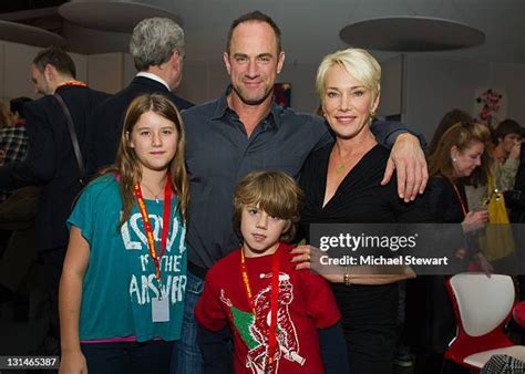 Christopher Meloni Wife Photos And Premium High Res Pictures Getty Images