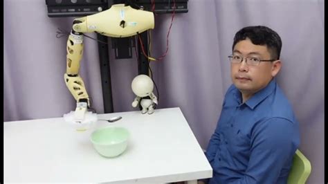 A Demo ，reachy Feed Me Community Pollen Community