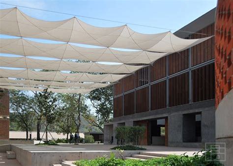 Architectural Cable Net Shading Canopy At Shrenikbhai Plaza Pavilion Architecture Canopy