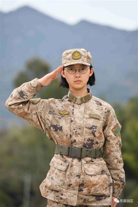 飒！这3名女兵的履历真不简单 青报网 青岛日报官网