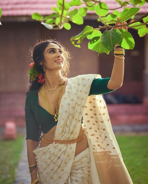 devika mohan😜 r mallubabes