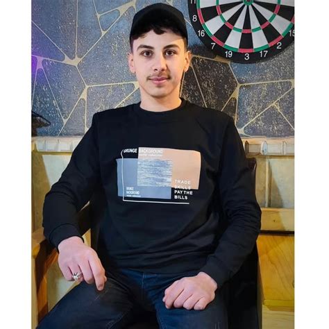 „h01“ Hasansamea • Threads Say More