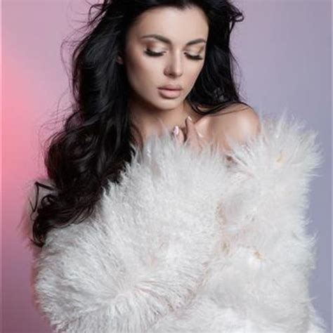 دانلود عکس و وکتور باکیفیت و لایه باز