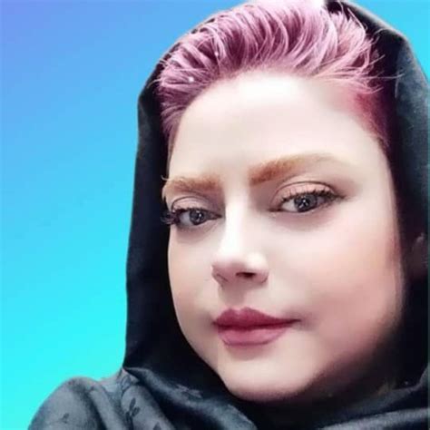 تیوال مینا پناهنده