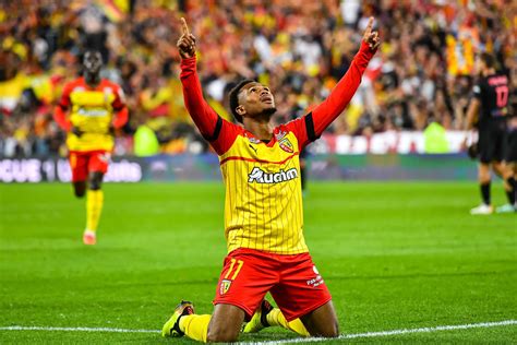 Rc Lens Loïs Openda Va Rapporter Très Gros Sportfr