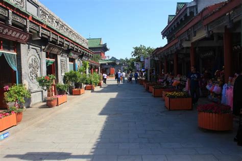 2024昌吉回民小吃街游玩攻略 很有回民特色的街区建筑很 去哪儿攻略
