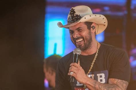 Capataz ex dupla de João Carreiro relata choro por morte do amigo Metrópoles