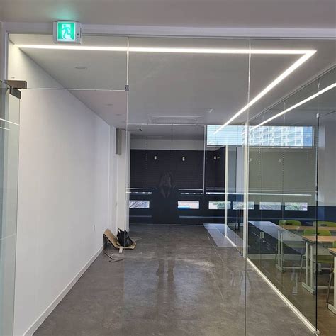 نور خطی 10 سانتی کدl10 ساز و کار