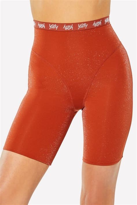 Spotlight Shaping High Waist Short Fabletics