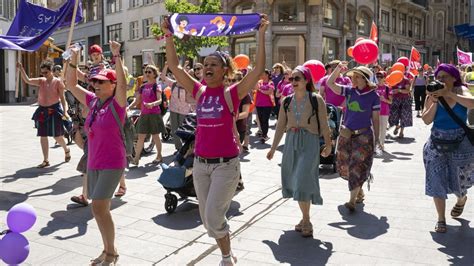 Swiss Women Take To Streets To Fight Inequality And Sexism R Astuff
