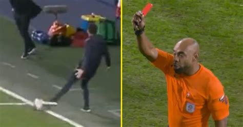 ‘감히 규정을 어겨 너 나가 공이 밖으로 나가기 전에 만진 감독→시작 5분 만에 퇴장