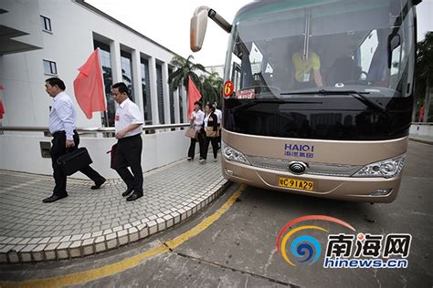 海南大巴 海南汽运大巴图片 海南长途大巴 大山谷图库