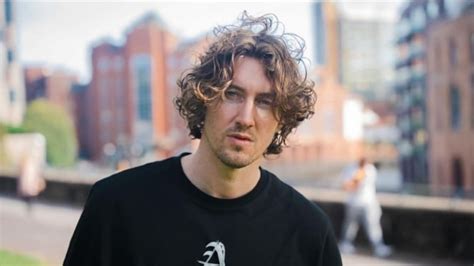 Dean Lewis Bakal Beri Suguhan Spesial Di Woke Up Fest Sampai Belajar