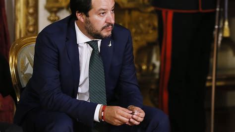 Салвини разследван за отвличане на бежанци Новини бг