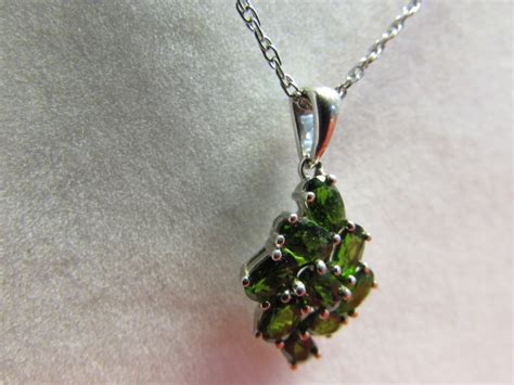 Lot Detail Gorgeous Stauer Green Faceted Gemstone Pendant On Sterling