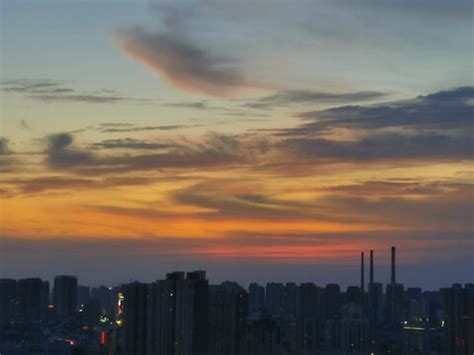 夕阳下的工业园区图片素材 夕阳下的工业园区设计素材 夕阳下的工业园区摄影作品 夕阳下的工业园区源文件下载 夕阳下的工业园区图片素材下载 夕阳下