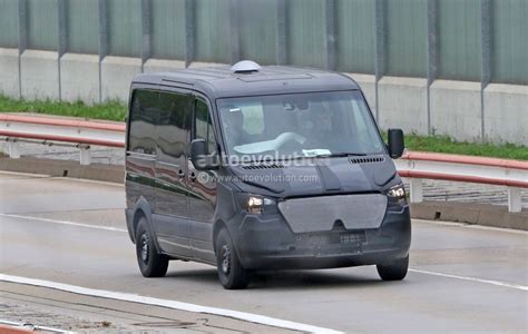 2018 Mercedes Benz Sprinter Van Looks More Like A Larger V Class