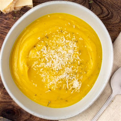Easy 3 Ingredient Butternut Squash Soup Stovetop