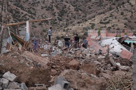 Ascienden A 2681 Los Muertos Y A 2501 Los Heridos En El Terremoto De