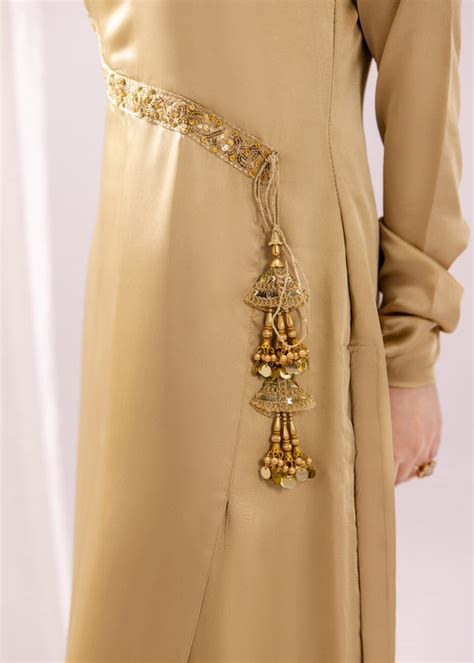 Silk Kurta Set In Gold By Alyssa Lqx1255 Laampk