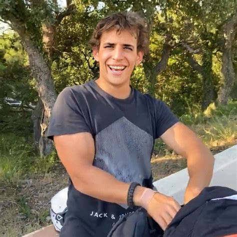 Pin By Weslley Henrique On Boys Latinos Model Photos Celebs Best Friend Pictures