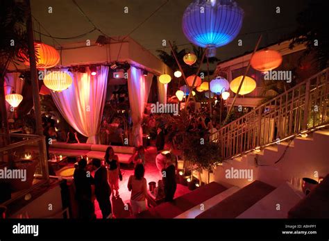 Prive Club At Opium Gardens Lounge And Nightclub South Beach Miami