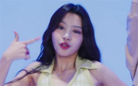 一种很新的翻跳！五代女团csr《savage Blackpinkaes 哔哩哔哩