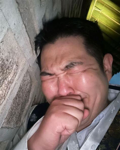 문상훈에 있는 룽님의 핀 재미있는 이모티콘 밈 웃긴 밈
