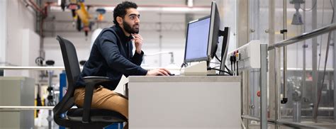 Jlr Opens Apprenticeships To Candidates With T Level And Btec Qualifications To Widen Talent