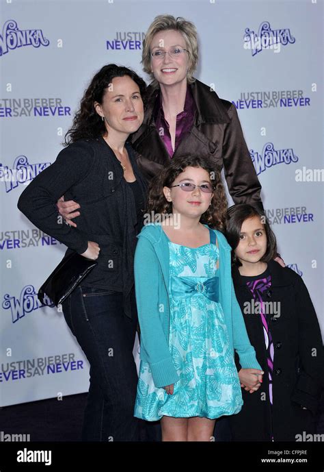 Jane Lynch And Laura Embry Los Angeles Premiere Of Justin Bieber
