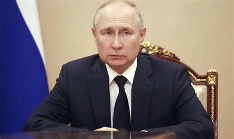 Vladimir Putin Shamed By Zelensky As He Says Rival Will Die Beaten Man