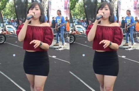 9 Potret Novi Listiana Petani Happy Saat Masih Jadi Biduan Sering