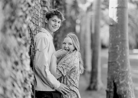 Caleb Moss And Ava Deutschs Wedding Website