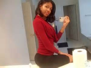 Ebony Chick Taking Nude Selfies Shesfreaky