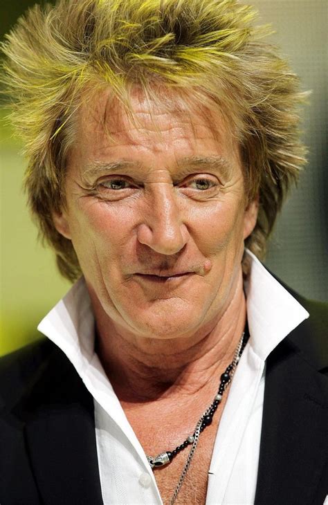 Rock Star Rod Stewart Aging Gracefully