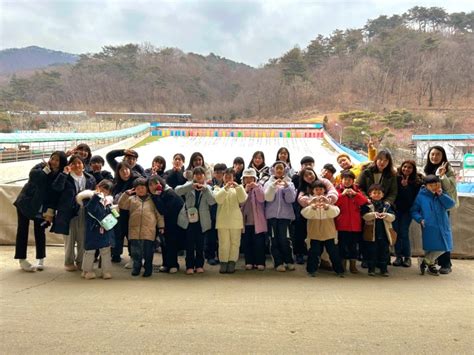 청주영어학원 가경동영어학원 방서동영어학원 2023 Winter Picnic Lets Go Sledding