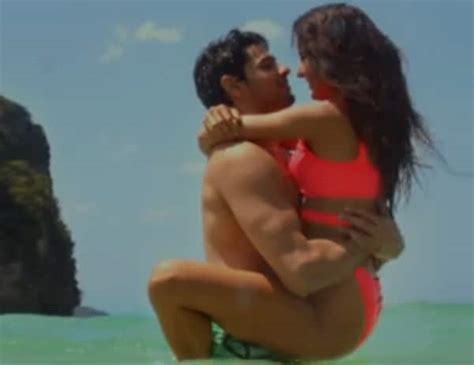 Katrina Kaif Flaunts Her Ridiculously Sexy Bikini Bod And We Have It Captured In Shots