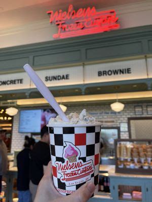 Nielsens Frozen Custard Updated July 2026 326 Photos And 102 Reviews