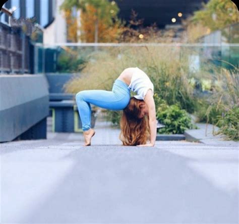 Pin By Ashelise On Anna Mcnulty Anna Mcnulty Gymnastics Poses Dance