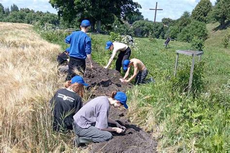 Учащиеся направления «Природные ресурсы побывали на раскопках в деревне Городище — Национальный
